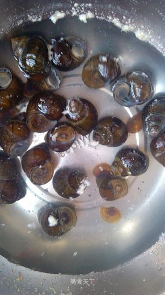 田螺煮多久才熟_田螺要焯水吗-第2张图片-山城妙识