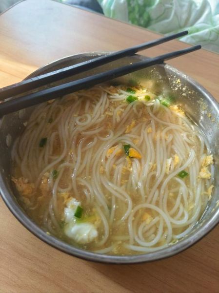 家常挂面汤怎么做_挂面汤怎么做好吃又简单-第3张图片-山城妙识 家常挂面汤怎么做_挂面汤怎么做好吃又简单-第3张图片-山城妙识