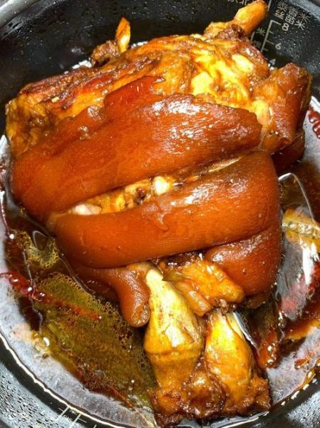 肘子最正宗的做法_肘子怎么炖才软糯不腻-第1张图片-山城妙识 肘子最正宗的做法_肘子怎么炖才软糯不腻-第1张图片-山城妙识