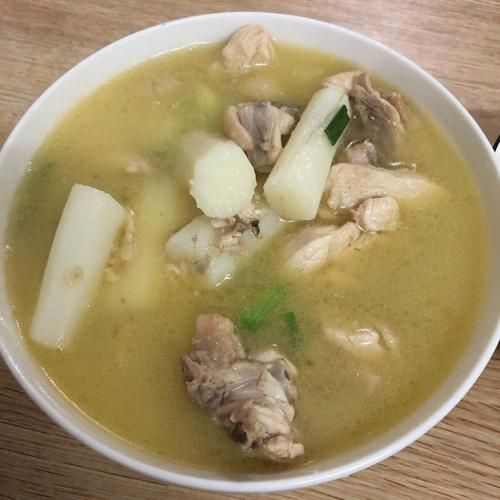 山药炖鸡汤的做法_山药炖鸡汤怎么炖好喝-第3张图片-山城妙识