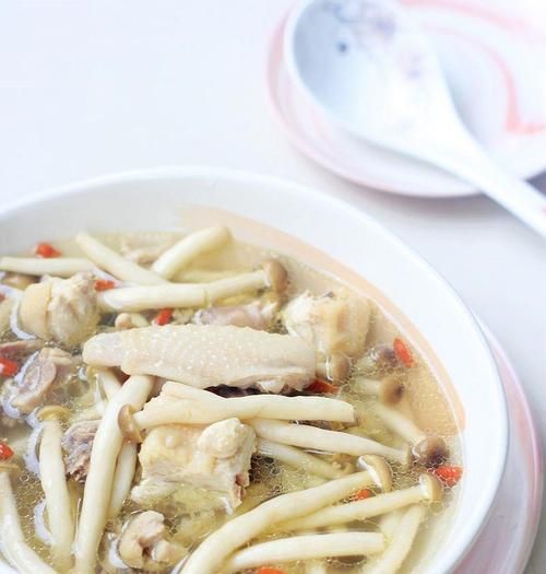 蟹味菇烧汤需要焯水吗_蟹味菇做汤前怎么处理-第1张图片-山城妙识