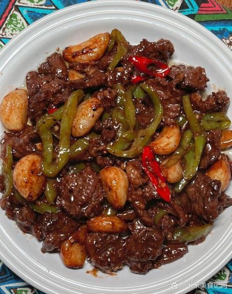 黑胡椒牛肉怎么做_黑胡椒牛肉用什么部位-第2张图片-山城妙识 黑胡椒牛肉怎么做_黑胡椒牛肉用什么部位-第2张图片-山城妙识