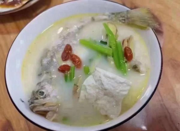 黄花鱼可以炖汤吗_黄花鱼汤怎么做-第2张图片-山城妙识 黄花鱼可以炖汤吗_黄花鱼汤怎么做-第2张图片-山城妙识