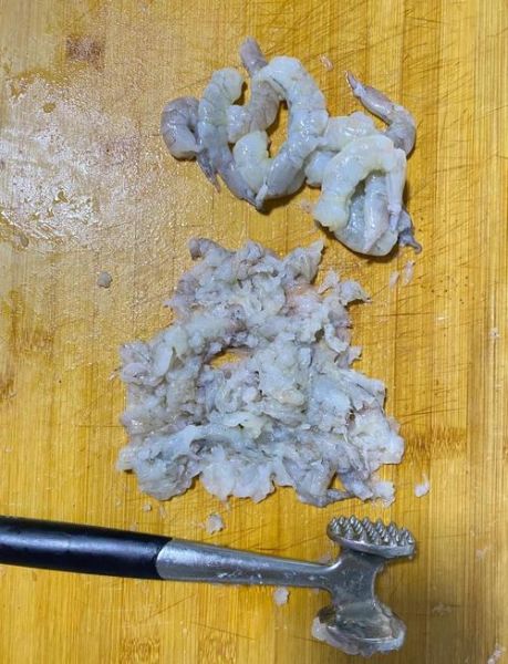 虾滑怎么做_虾滑图解窍门-第1张图片-山城妙识 虾滑怎么做_虾滑图解窍门-第1张图片-山城妙识