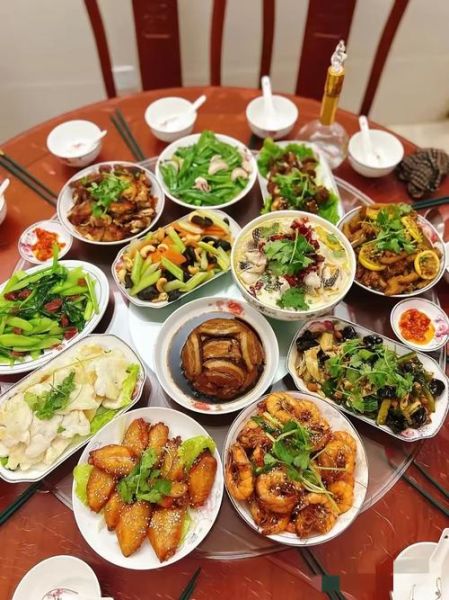 春节吃什么传统美食_春节年夜饭必备菜品-第1张图片-山城妙识 春节吃什么传统美食_春节年夜饭必备菜品-第1张图片-山城妙识
