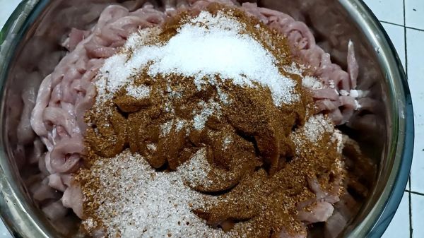 风干猪肉干怎么做_风干猪肉干热量高吗-第1张图片-山城妙识 风干猪肉干怎么做_风干猪肉干热量高吗-第1张图片-山城妙识