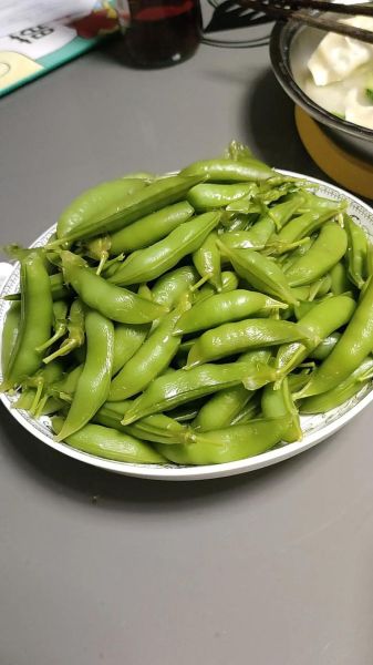 水煮豌豆的功效与作用_水煮豌豆可以减肥吗-第1张图片-山城妙识 水煮豌豆的功效与作用_水煮豌豆可以减肥吗-第1张图片-山城妙识