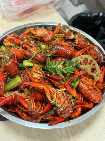 家庭版香辣小龙虾怎么做_小龙虾怎么清洗才干净-第3张图片-山城妙识