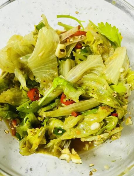 凉拌西生菜怎么做_西生菜凉拌要不要焯水-第1张图片-山城妙识