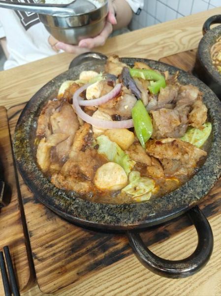 石锅饭怎么做_石锅饭正宗配方-第1张图片-山城妙识