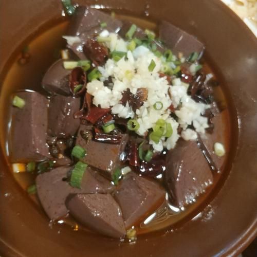 蒸猪血怎么做_蒸猪血要焯水吗-第3张图片-山城妙识 蒸猪血怎么做_蒸猪血要焯水吗-第3张图片-山城妙识