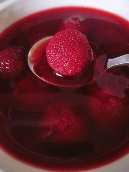 杨梅酸梅汤的做法_如何自制酸甜解暑杨梅汤-第2张图片-山城妙识 杨梅酸梅汤的做法_如何自制酸甜解暑杨梅汤-第2张图片-山城妙识