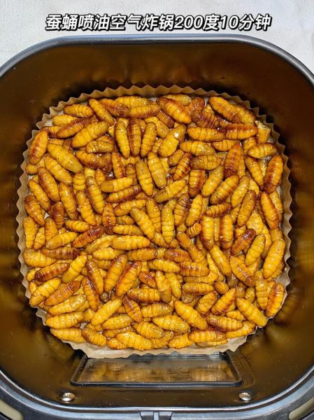 蚕蛹怎么做好吃_蚕蛹的家常做法视频教学-第3张图片-山城妙识