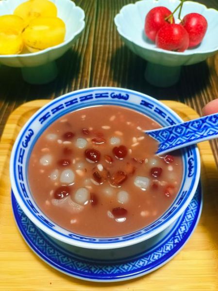 酒酿赤豆元宵怎么做_酒酿赤豆元宵热量高吗-第1张图片-山城妙识