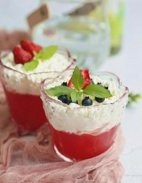 西瓜甜品怎么做_西瓜甜品做法大全-第2张图片-山城妙识