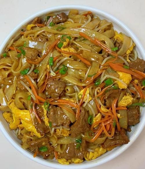 肉丝炒河粉怎么炒不粘锅_家常做法步骤-第1张图片-山城妙识 肉丝炒河粉怎么炒不粘锅_家常做法步骤-第1张图片-山城妙识