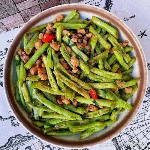 蒜蓉四季豆怎么做_四季豆焯水几分钟才脆绿-第2张图片-山城妙识 蒜蓉四季豆怎么做_四季豆焯水几分钟才脆绿-第2张图片-山城妙识