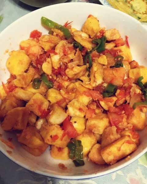 西红柿鸡蛋炒馒头怎么做_剩馒头怎么炒才好吃-第1张图片-山城妙识 西红柿鸡蛋炒馒头怎么做_剩馒头怎么炒才好吃-第1张图片-山城妙识