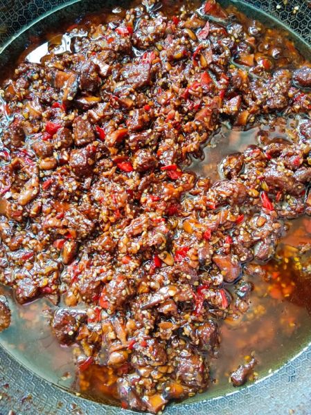 香菇牛肉酱怎么做_香菇牛肉酱做法详细步骤-第1张图片-山城妙识