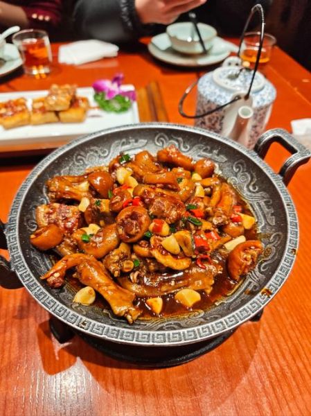 红烧猪尾巴怎么做_红烧猪尾巴正宗做法-第2张图片-山城妙识