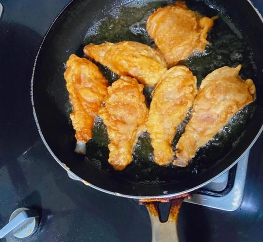 炸鸡腿怎么做好吃又脆又嫩_鸡腿腌制多久才入味-第3张图片-山城妙识