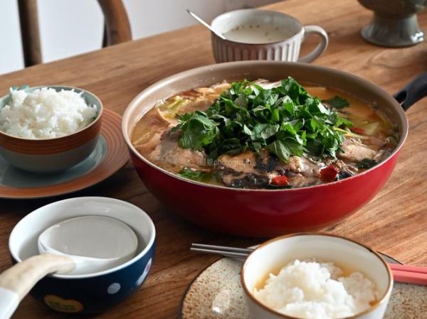 鲫鱼黄瓜汤怎么做_鲫鱼黄瓜汤的做法窍门-第1张图片-山城妙识