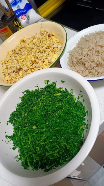 包饺子用粗芹菜还是细芹菜_哪个更香-第2张图片-山城妙识 包饺子用粗芹菜还是细芹菜_哪个更香-第2张图片-山城妙识