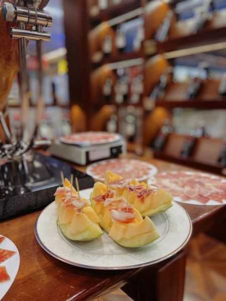 西班牙火腿怎么吃_西班牙火腿配什么酒-第3张图片-山城妙识