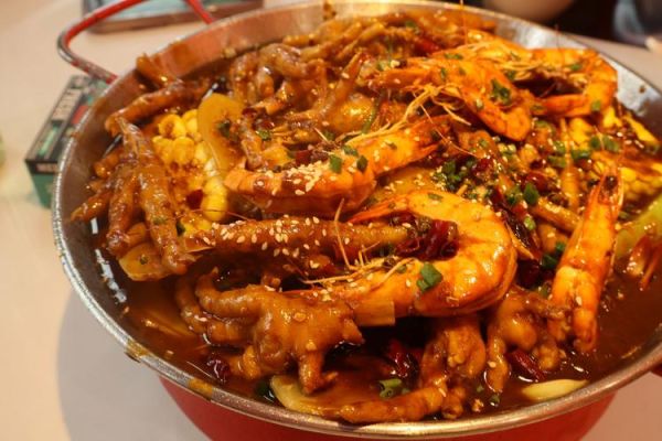 鸡爪煲怎么做好吃_鸡爪煲的做法大全窍门-第2张图片-山城妙识