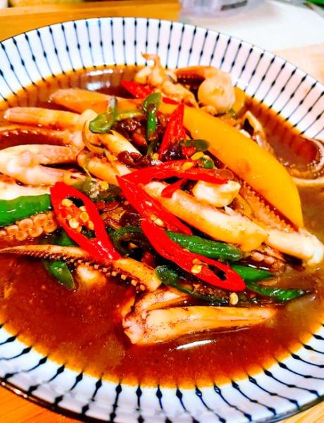 酱爆鱿鱼仔怎么做_酱爆鱿鱼仔的家常做法-第2张图片-山城妙识