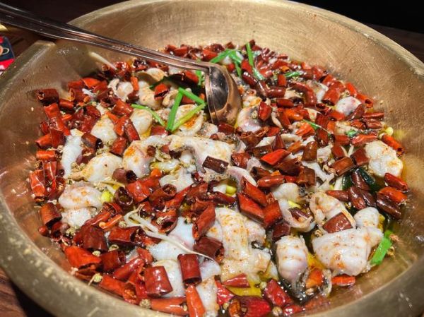 重庆沸腾鱼怎么做_正宗沸腾鱼用什么鱼-第2张图片-山城妙识