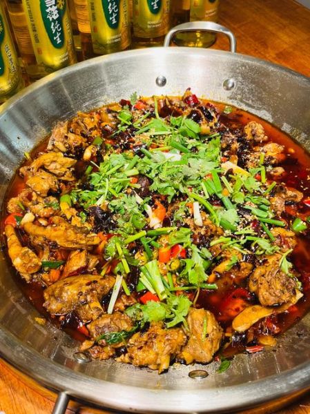 火锅鸡怎么做才入味_火锅鸡嫩滑不柴的秘诀-第1张图片-山城妙识