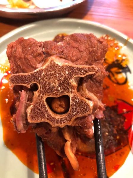 羊蝎子是羊的哪个部位_羊蝎子图片解剖图-第1张图片-山城妙识 羊蝎子是羊的哪个部位_羊蝎子图片解剖图-第1张图片-山城妙识