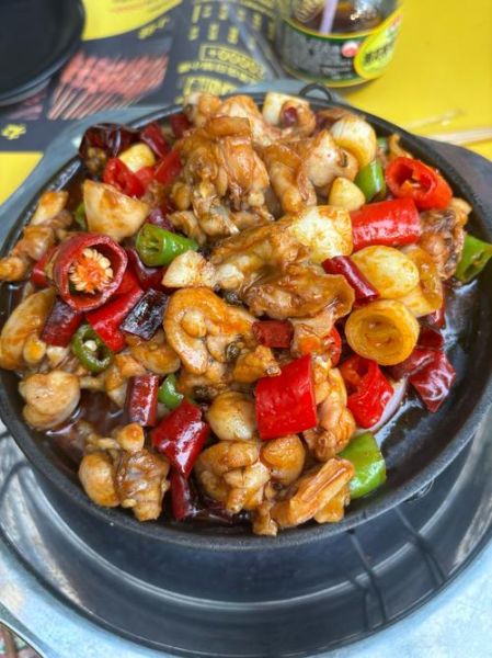 干锅牛蛙怎么做好吃_干锅牛蛙家常做法窍门-第1张图片-山城妙识 干锅牛蛙怎么做好吃_干锅牛蛙家常做法窍门-第1张图片-山城妙识