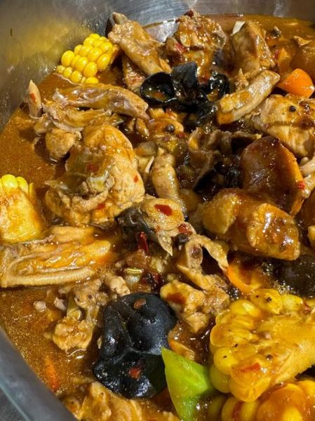 炖鸡肉的做法大全_怎么炖鸡肉才嫩-第2张图片-山城妙识