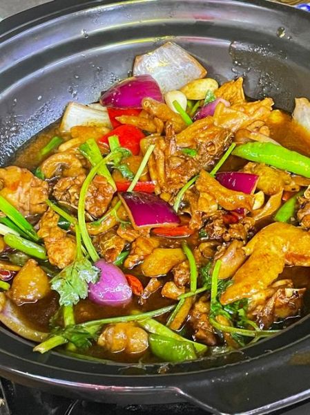 炖鸡肉的做法大全_怎么炖鸡肉才嫩-第1张图片-山城妙识