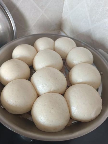 馒头图片大全_馒头怎么做好吃-第1张图片-山城妙识