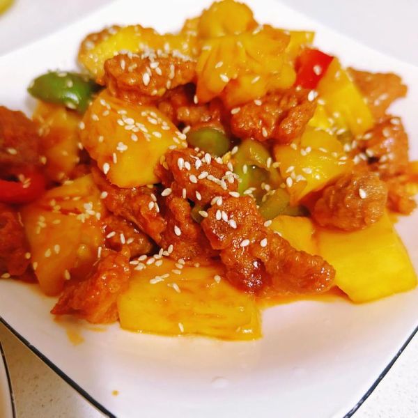 菠萝咕咾肉怎么做_菠萝咕咾肉为什么酸甜不腻-第1张图片-山城妙识