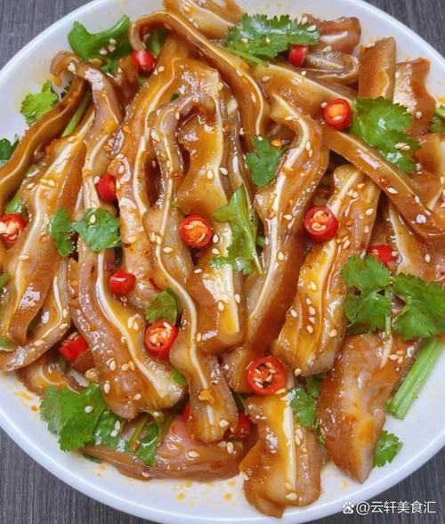 凉拌猪耳朵怎么做好吃_凉拌猪耳朵的调料配方-第1张图片-山城妙识 凉拌猪耳朵怎么做好吃_凉拌猪耳朵的调料配方-第1张图片-山城妙识