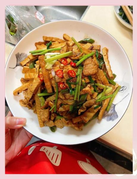 香干炒肉的营养价值_香干炒肉能减肥吗-第2张图片-山城妙识 香干炒肉的营养价值_香干炒肉能减肥吗-第2张图片-山城妙识