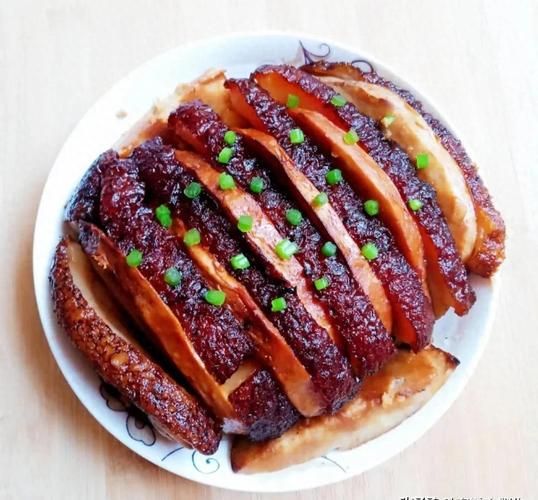 香芋扣肉怎么做_广东扣肉蒸多久才软烂-第3张图片-山城妙识 香芋扣肉怎么做_广东扣肉蒸多久才软烂-第3张图片-山城妙识