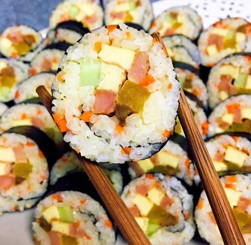 韩国紫菜包饭怎么做_紫菜包饭和寿司区别-第3张图片-山城妙识