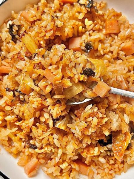 辣白菜炒饭怎么炒才好吃_家常做法窍门-第3张图片-山城妙识 辣白菜炒饭怎么炒才好吃_家常做法窍门-第3张图片-山城妙识