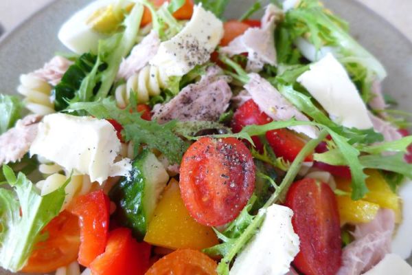 螺旋面鲔鱼沙拉怎么做_热量高吗-第2张图片-山城妙识 螺旋面鲔鱼沙拉怎么做_热量高吗-第2张图片-山城妙识