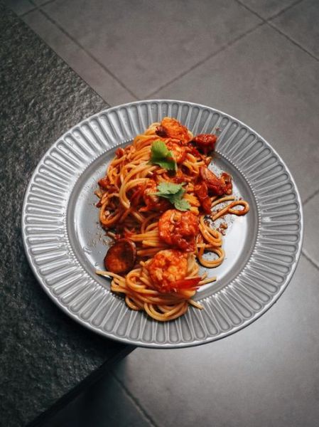 虾仁意面怎么做_虾仁意面需要焯水吗-第1张图片-山城妙识 虾仁意面怎么做_虾仁意面需要焯水吗-第1张图片-山城妙识