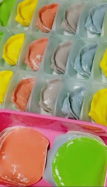 七彩饺子皮怎么做_彩色饺子皮配方比例-第3张图片-山城妙识 七彩饺子皮怎么做_彩色饺子皮配方比例-第3张图片-山城妙识