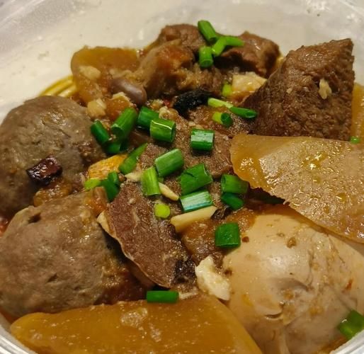 萝卜牛腩饭怎么做_萝卜牛腩饭用什么牛腩-第1张图片-山城妙识