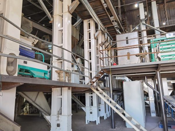 小型大米加工成套设备多少钱一套_小型碾米机适合家庭作坊吗-第2张图片-山城妙识 小型大米加工成套设备多少钱一套_小型碾米机适合家庭作坊吗-第2张图片-山城妙识