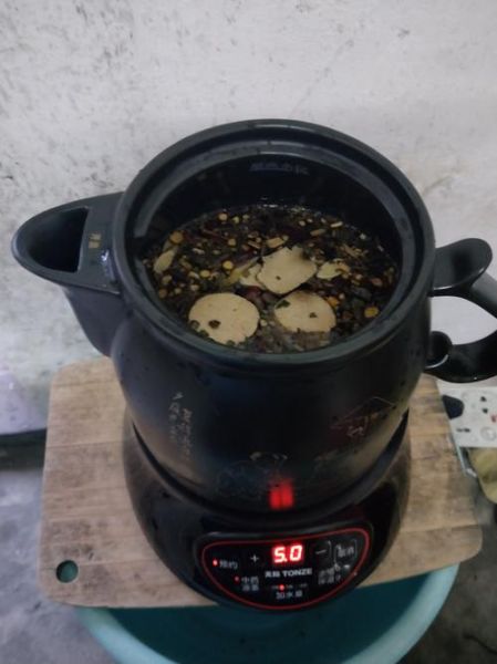 电砂锅熬药好吗_电砂锅熬中药的正确方法-第1张图片-山城妙识