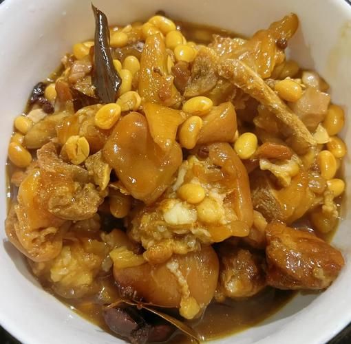 猪脚怎么做好吃_高压锅炖猪脚需要多久-第1张图片-山城妙识